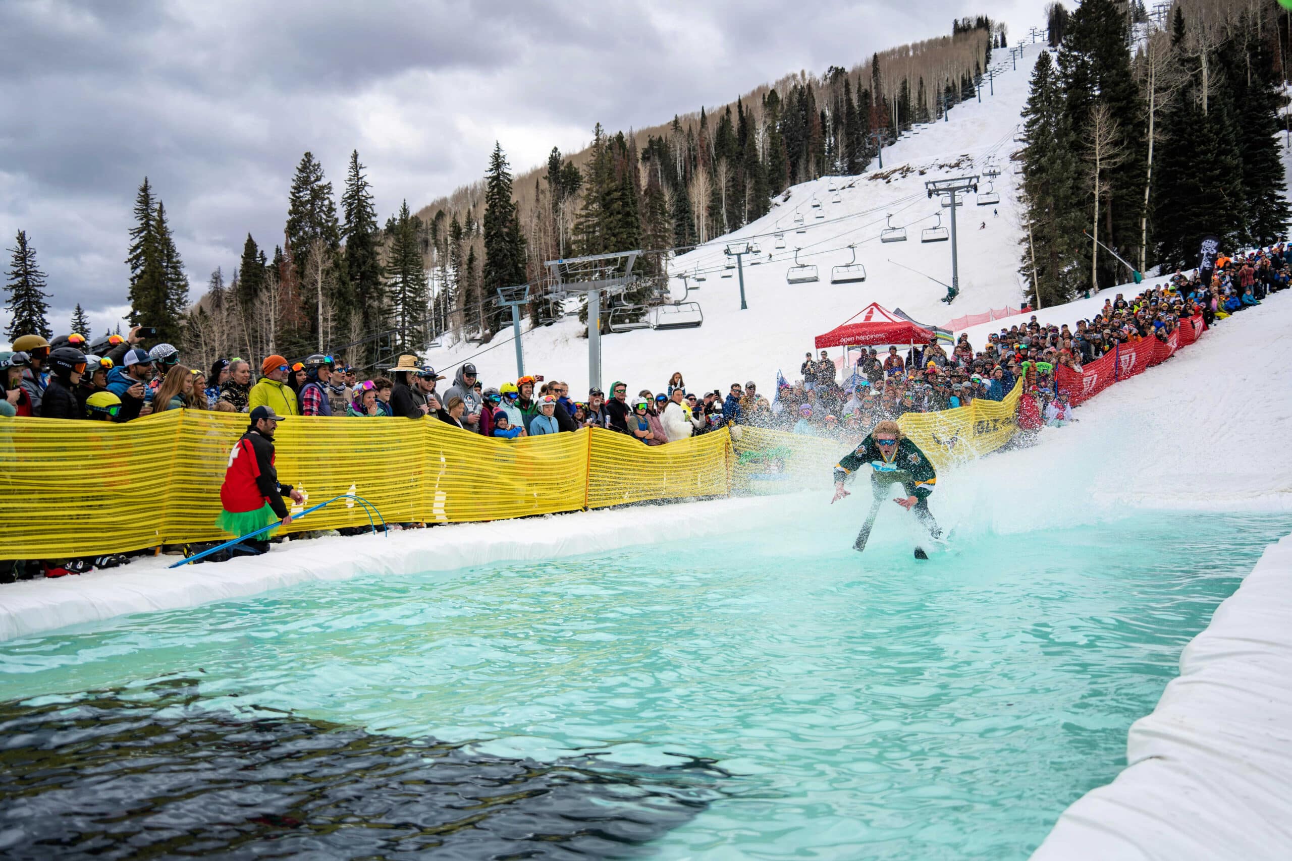 GearJunkie goes pond skimming - Purgatory Resort